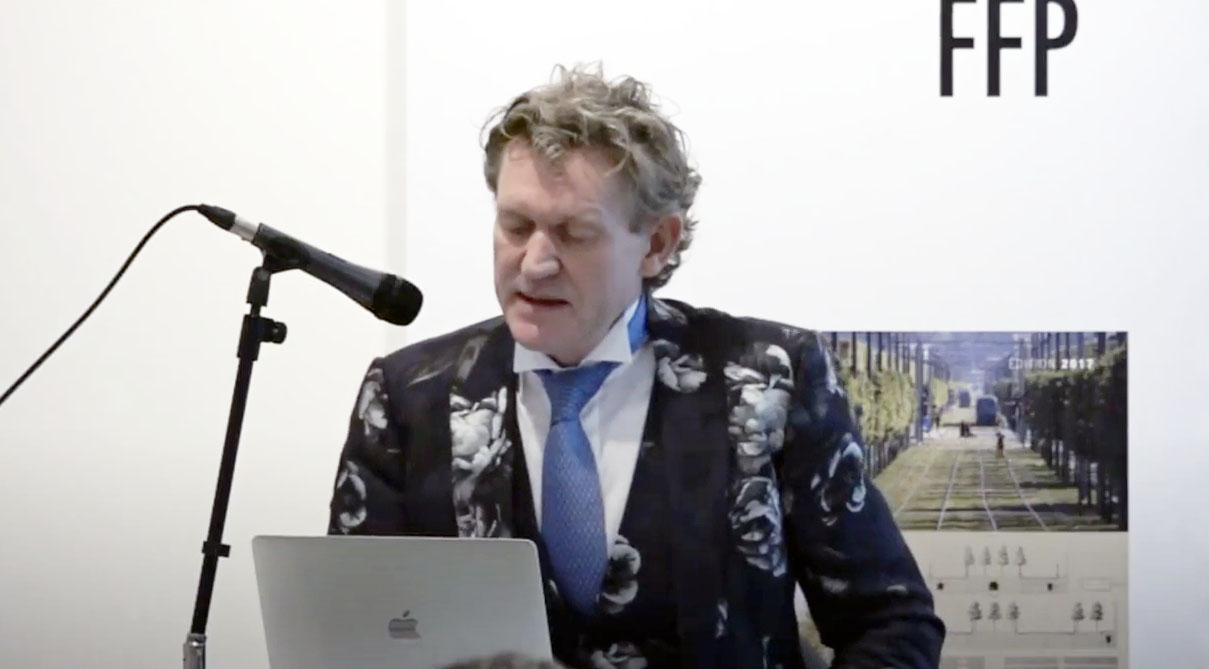 Rainer Stange | La capitale aux cent ruisseaux : repenser l'urbanisme d ...